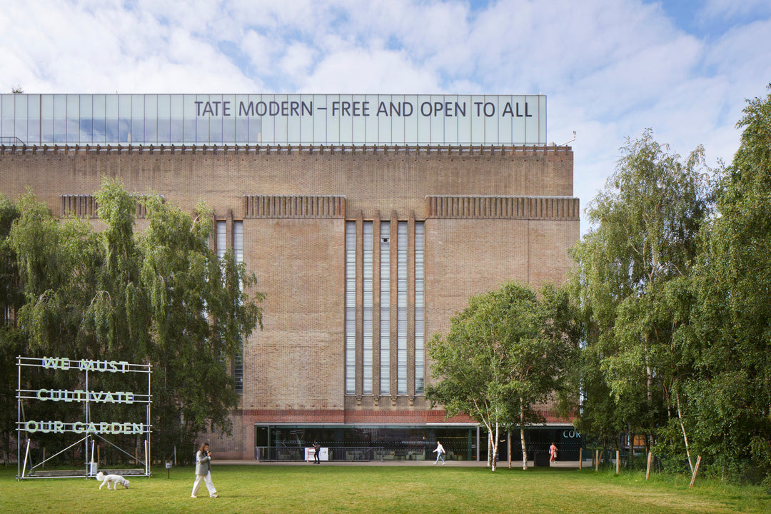 Corner, Tate Modern – Goldfinger
